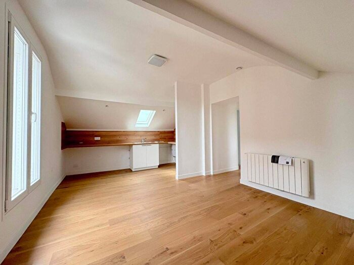 Cimetiere, Créteil - Appartement 2 pièces à louer