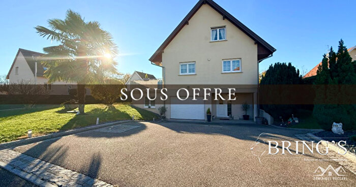 Maison à vendre - Issenheim - 5 pièces - 4 chambres