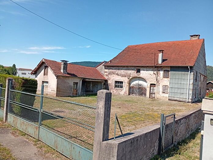 Saint-Étienne-lès-Remiremont : Maison 5 pièces à vendre