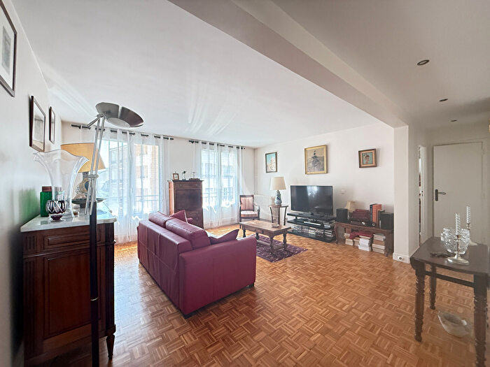 Appartement 3 pièces à Asnières-sur-Seine, Centre-ville, à vendre