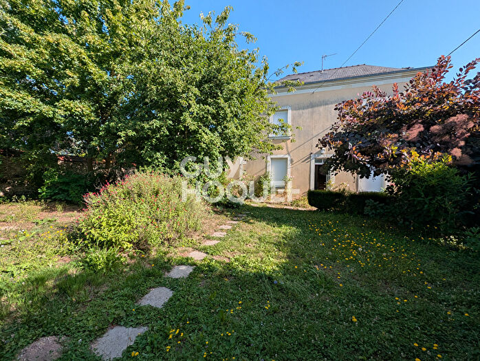 Maison 6 pièces à Château-Gontier, à louer