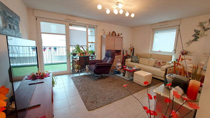 Appartement à vendre - Strasbourg, Murhof - 3 pièces - 2 chambres