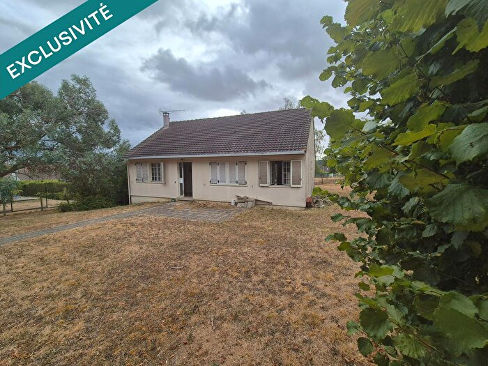 Maison 5 pièces à Bueil, à vendre