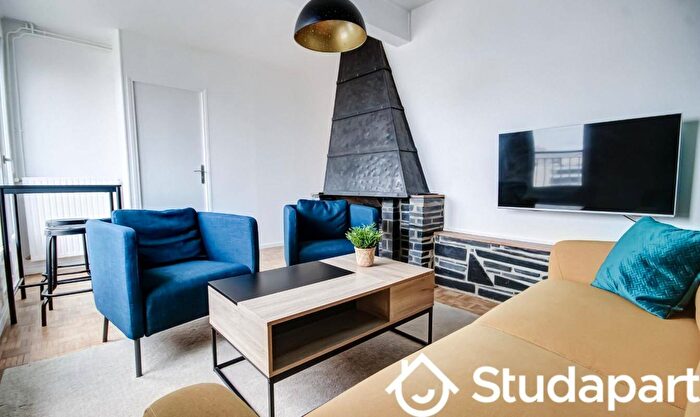 Appartement à louer - Lorient-Saint Brieuc, Rennes - 1 pièce - 2 chambres