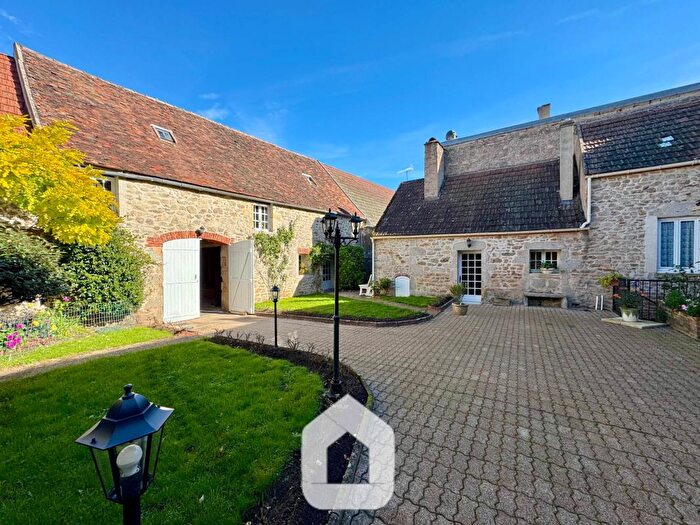 Maison à vendre - Rouvray - 10 pièces - 6 chambres