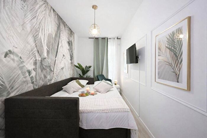 Appartement à louer - Bussy-Saint-Georges - 2 pièces - 1 chambre