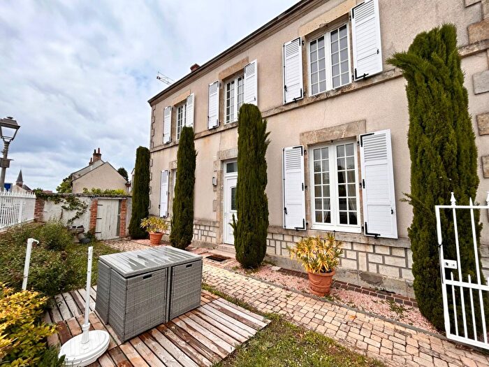 Rue de Saint Denis, Saint-Denis-en-Val : Maison 3 pièces à louer