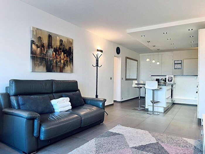 Appartement à louer - Raspail-Montparnasse, Paris ème - 2 pièces - 1 chambre