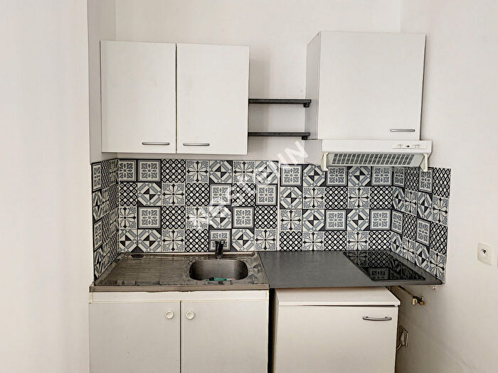 Appartement à louer - Toulon, Pont du Las - 2 pièces - 1 chambre