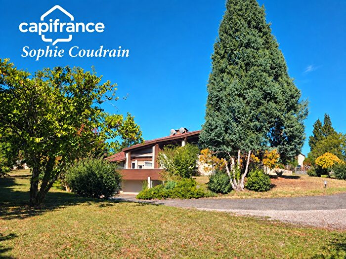 Maison 6 pièces à vendre à Sainte-Livrade-sur-Lot