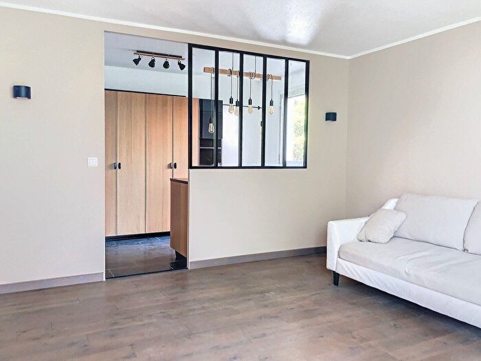 Appartement à louer - Le Cabot, Marseille ème arrondissement - 3 pièces - 2 chambres