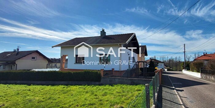 Maison à vendre - Fêche-léglise - 5 pièces - 3 chambres