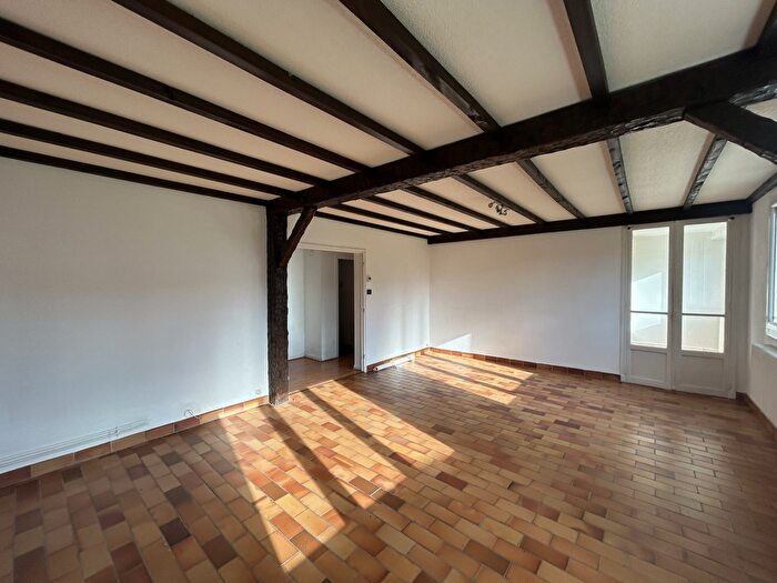 Appartement à vendre - Privas - 4 pièces - 2 chambres