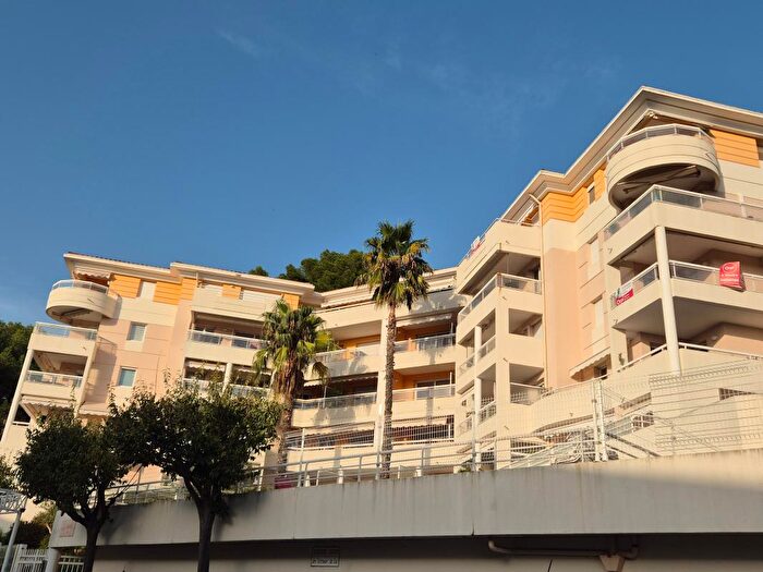 Appartement à vendre - Le Cannet, Aubarède - 3 pièces - 2 chambres