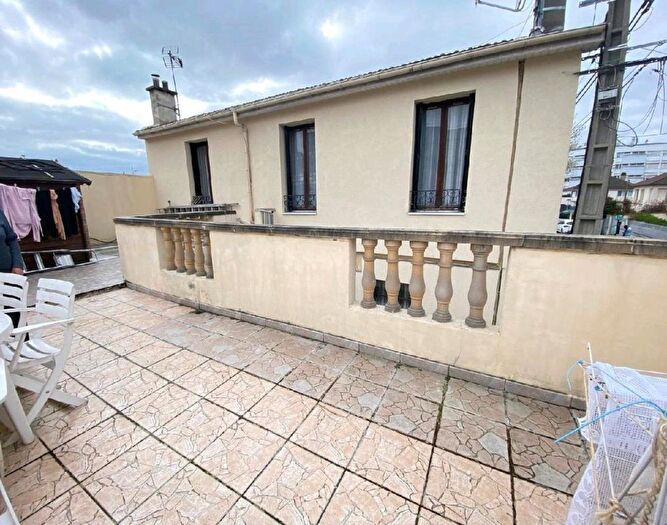 Maison à vendre - Bondy - 6 pièces - 3 chambres