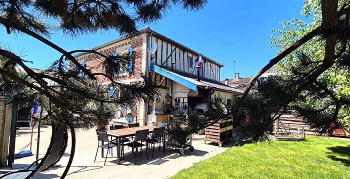 Maison à vendre - Saint-Dizier - 7 pièces - 3 chambres