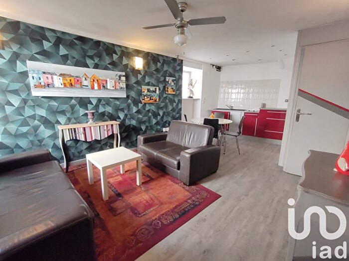 Maison à vendre - Colombiers - 3 pièces - 2 chambres