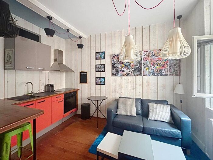 Appartement à louer - Bordeaux, Saint-Christoly - 1 pièce - 1 chambre