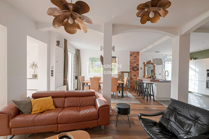 Maison à vendre - Quartiers Sud-Ouest, Sainte-Thérèse - 6 pièces - 4 chambres