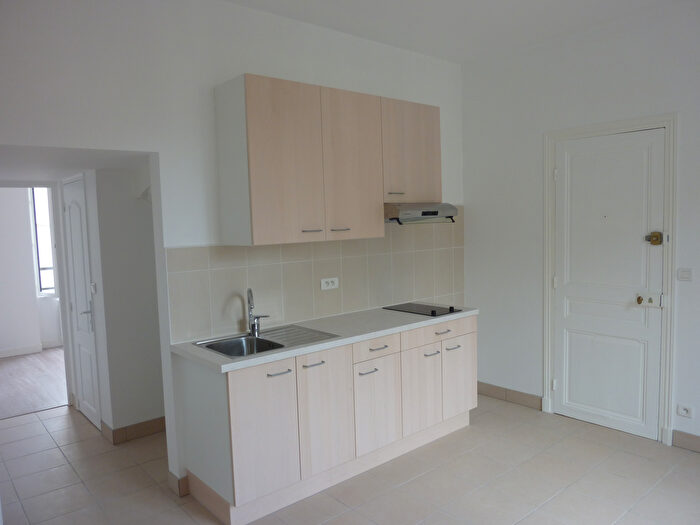 Appartement à louer - Orry-la-Ville - 2 pièces - 1 chambre