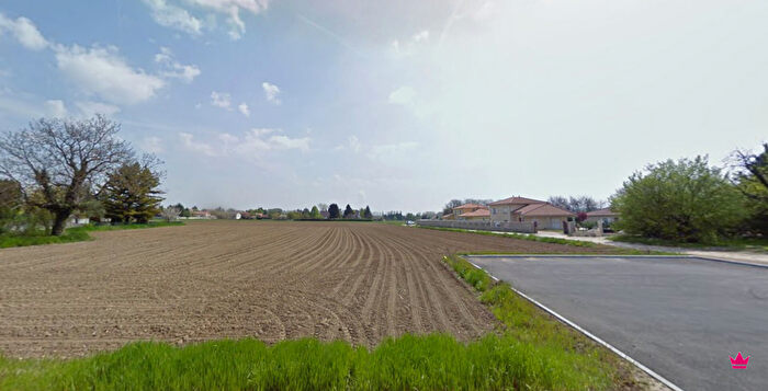 Maison à vendre - Niévroz - 4 pièces - 3 chambres