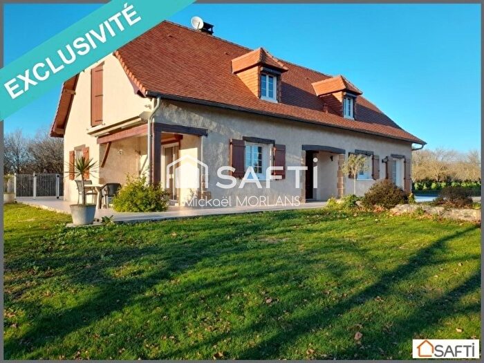 Maison à vendre - Sauveterre-de-Béarn - 9 pièces - 6 chambres
