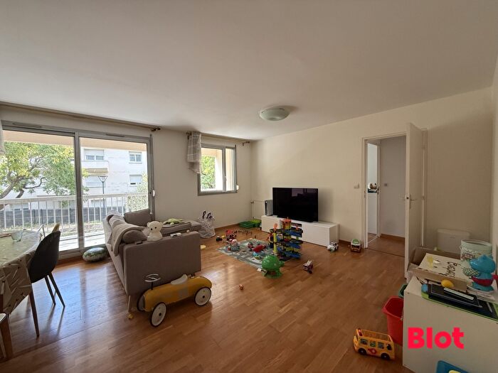 Quartiers Ouest, Arsenal, Redon - Appartement 5 pièces à louer