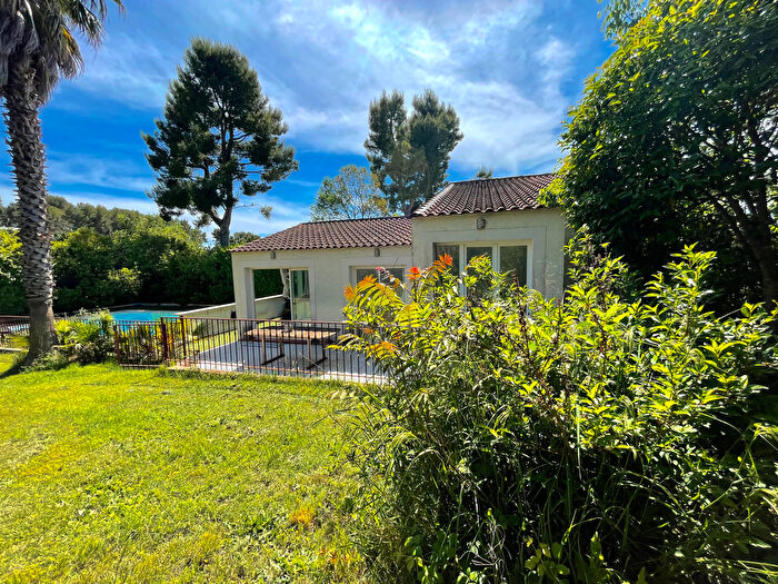 Allauch, Fontvieille, Golf, Route d'Enco de Botte : Maison 4 pièces à vendre