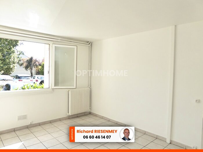 Bruyères-le-Châtel - Appartement 1 pièce à vendre