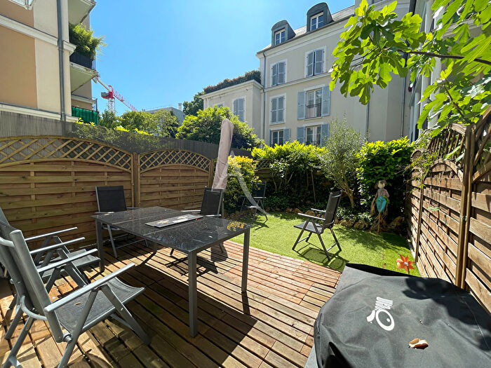 Maison 5 pièces à Le Plessis-Robinson, Nouvelle Cité, Jardins, à louer
