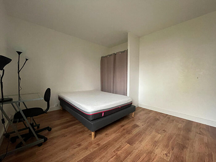 Appartement à louer - Quartiers Nord-Ouest, Villejean - 4 pièces - 1 chambre