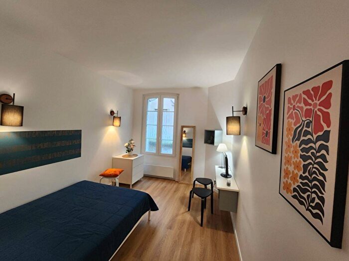 Appartement à louer - Batignolles-Cardinet, Paris ème arrondissement - 1 pièce