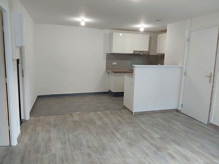 Appartement à louer - Narbonne, Bourg - 2 pièces - 1 chambre