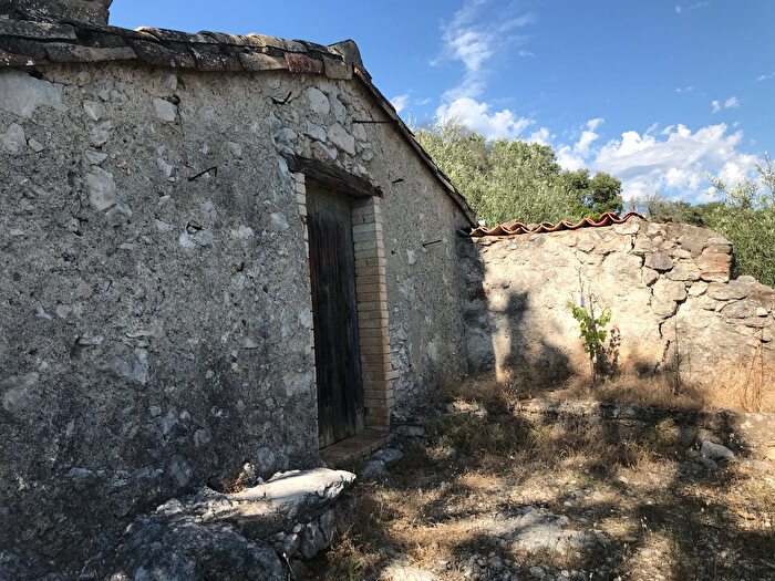 Maison à vendre - Saint-Hippolyte-du-Fort - 1 pièce