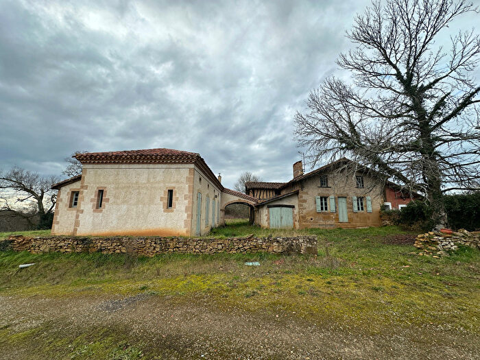 Maison à vendre - Mauléon-dArmagnac - 6 pièces - 2 chambres