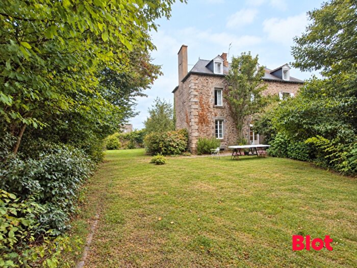 Saint-Malo, Château-Malo : Maison 8 pièces à vendre