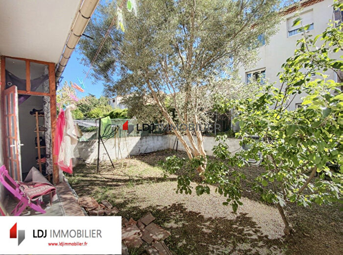 Maison à vendre - Perpignan, Les Remparts - 8 pièces - 5 chambres