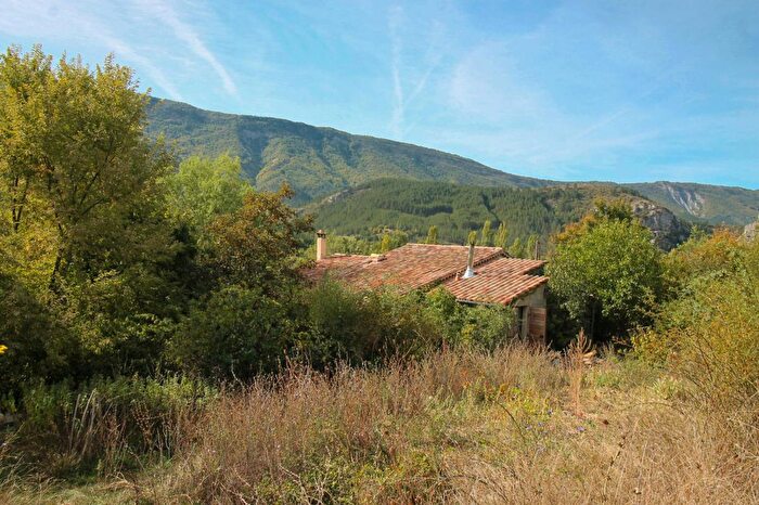 Maison à Saint-Vincent-sur-Jabron, à vendre