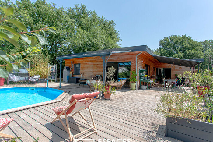 Maison à vendre - Fressac - 4 pièces - 3 chambres