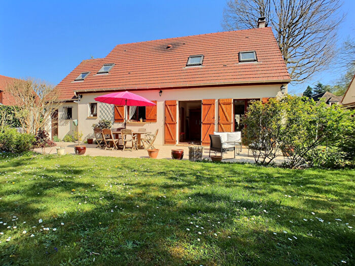 Maison à vendre - Dampierre-en-Yvelines - 6 pièces - 4 chambres