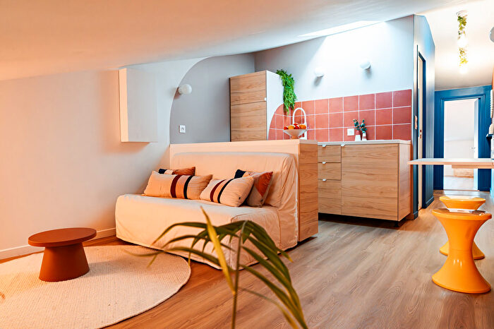 Appartement à vendre - La Rochelle, Centre-ville, Vieux-port, Marché - 2 pièces - 1 chambre