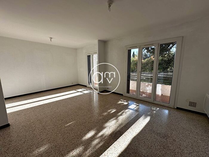 Appartement à louer - Toulon - 3 pièces - 2 chambres