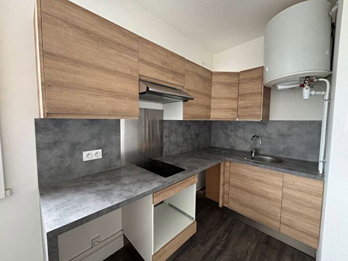 Appartement à louer - Saint-Martin-le-Vinoux - 1 pièce