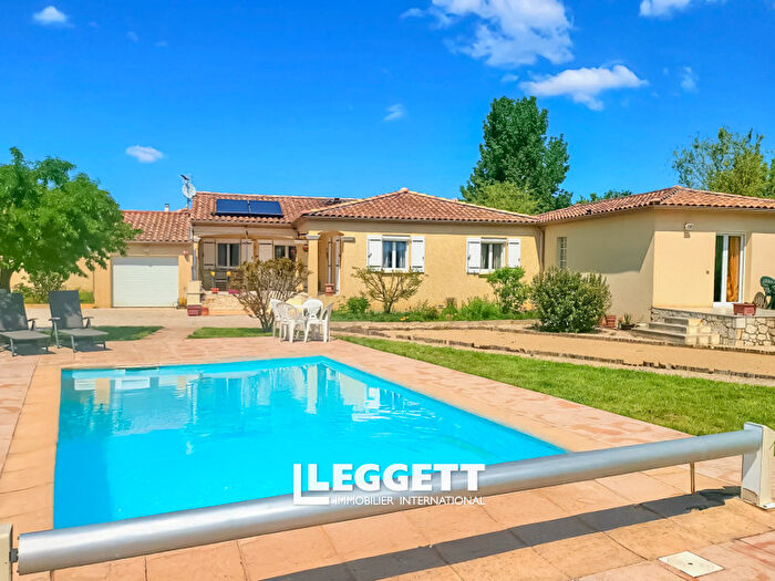 Maison à vendre - Saint-Jean-de-Maruéjols-et-Avéjan - 7 pièces - 4 chambres