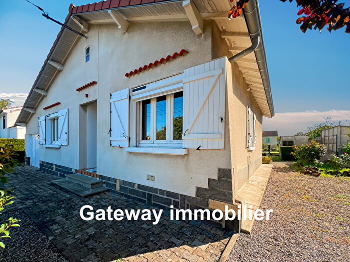 Maison à vendre - Pont-du-Château - 4 pièces - 3 chambres