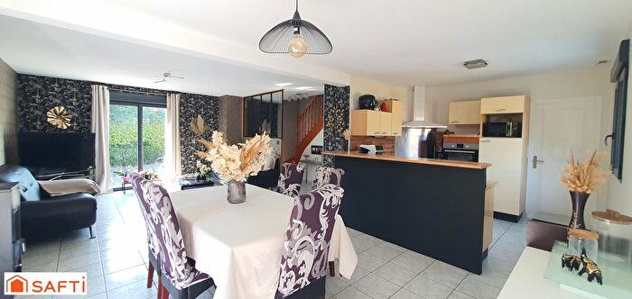Châteaubourg : Maison 5 pièces à vendre