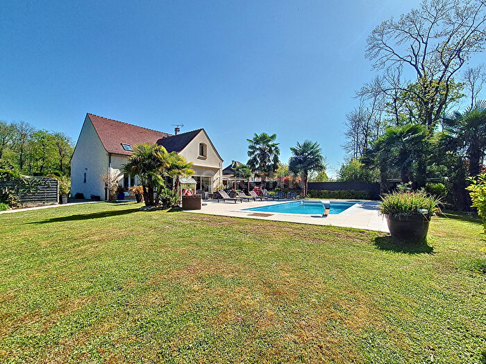 Maison à vendre - Gouvieux - 9 pièces - 5 chambres