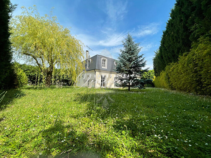 Maison à vendre - Orgeval - 10 pièces - 6 chambres