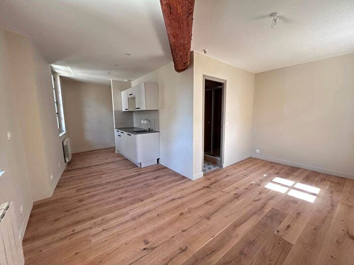 Appartement à louer - Zone Pietonne, Avignon - 1 pièce