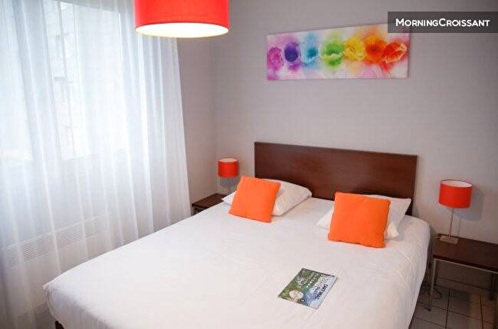 Appartement à louer - Butte, Grette, Besançon - 1 pièce